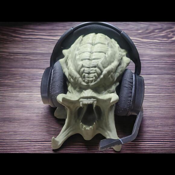 Portable Audio & Video | Predator Headphone Stand Alien Vs Predator ...